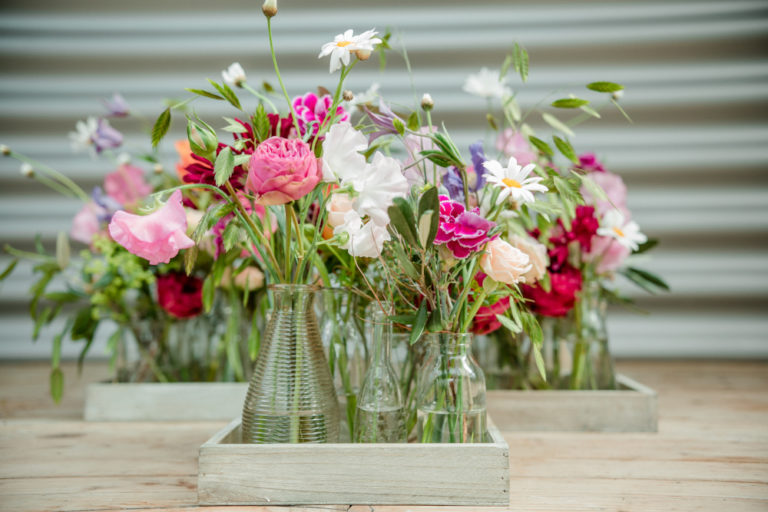 Blumen-Deko fürs Gartenfest | Blattgrün